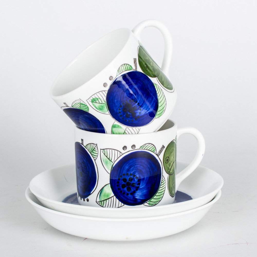 KAFFEKOPPAR MED FAT, 2 st, porslin, "Filippa", Rörstran | Auktion