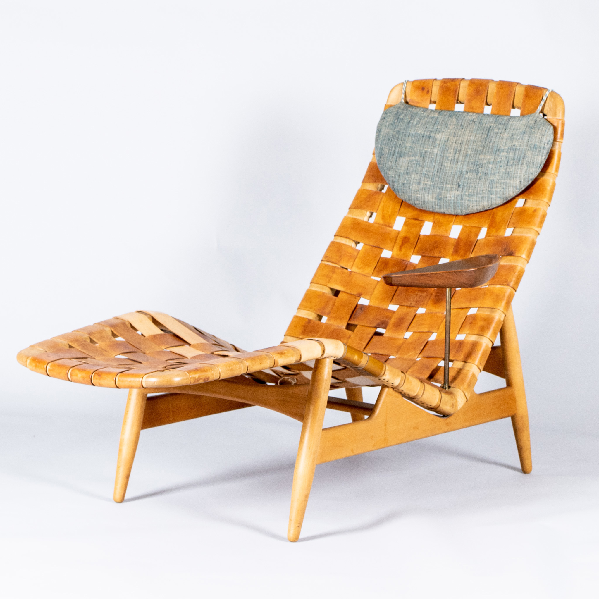 ARNE VODDER (1926-2009), vilstol, Bovirk… | Auktion.se