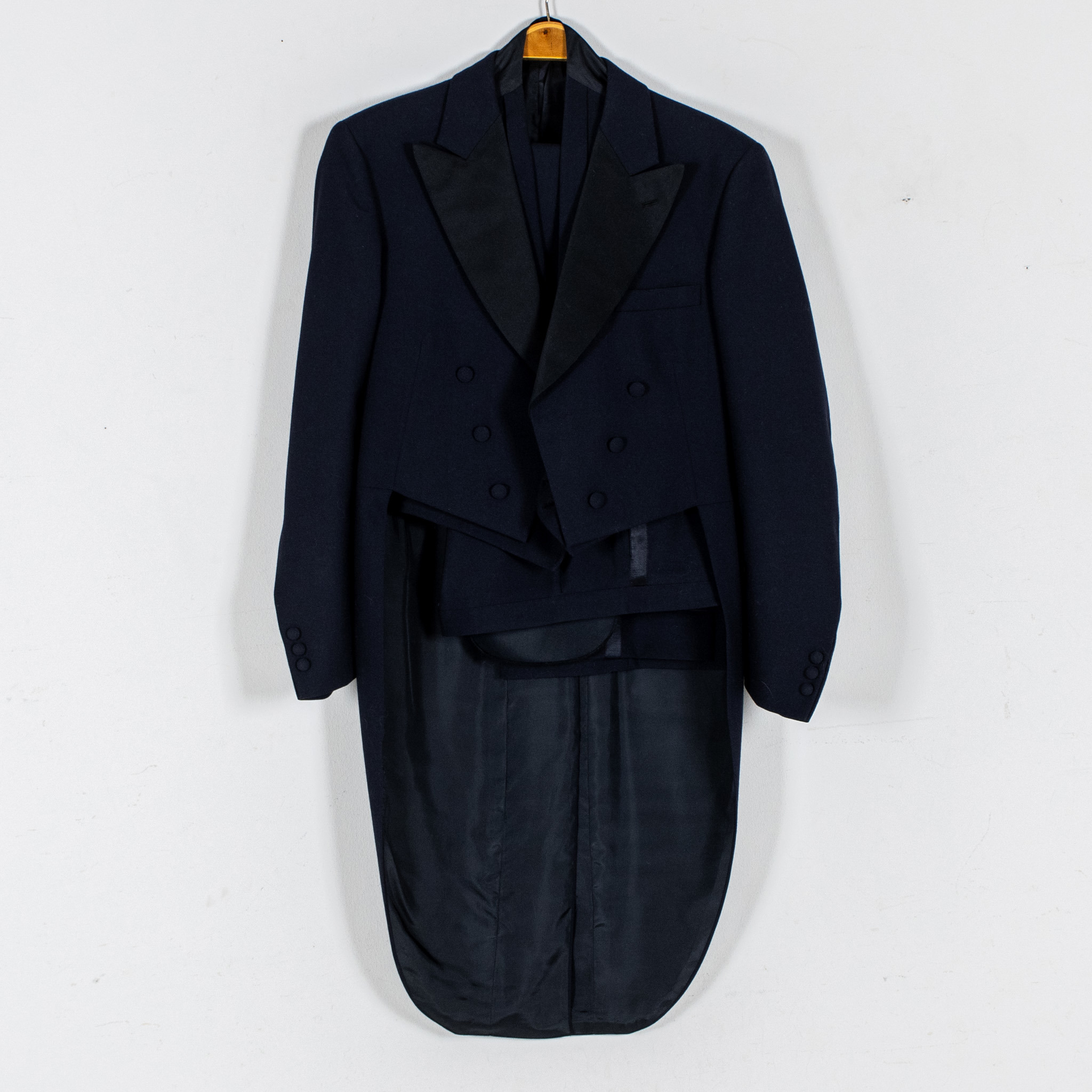 FRACK, blå, med skjorta och knappar, strlk ca 48/50 | Auktion