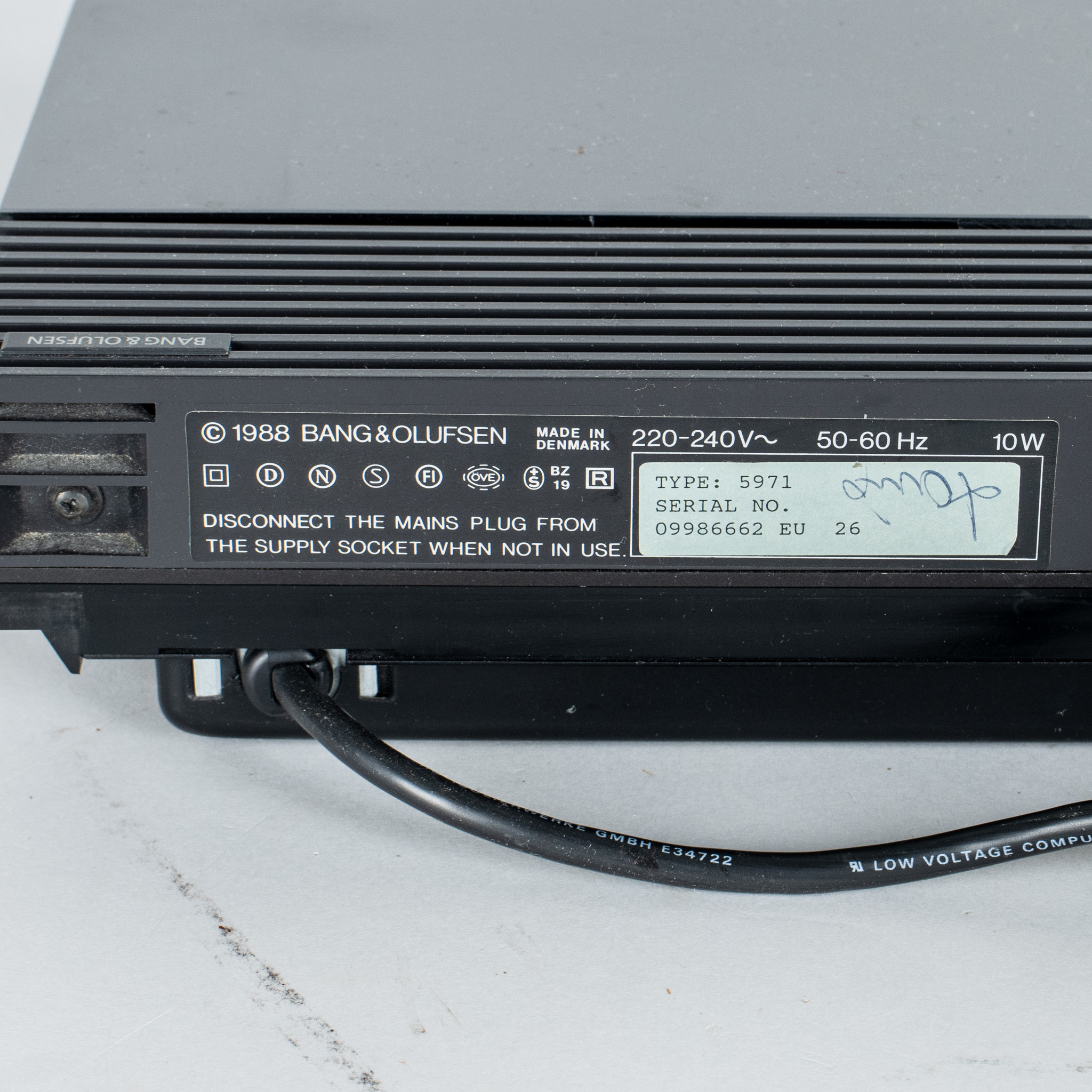 BANG & OLUFSEN, Beocenter 8000 samt Beov… | Auktion.se