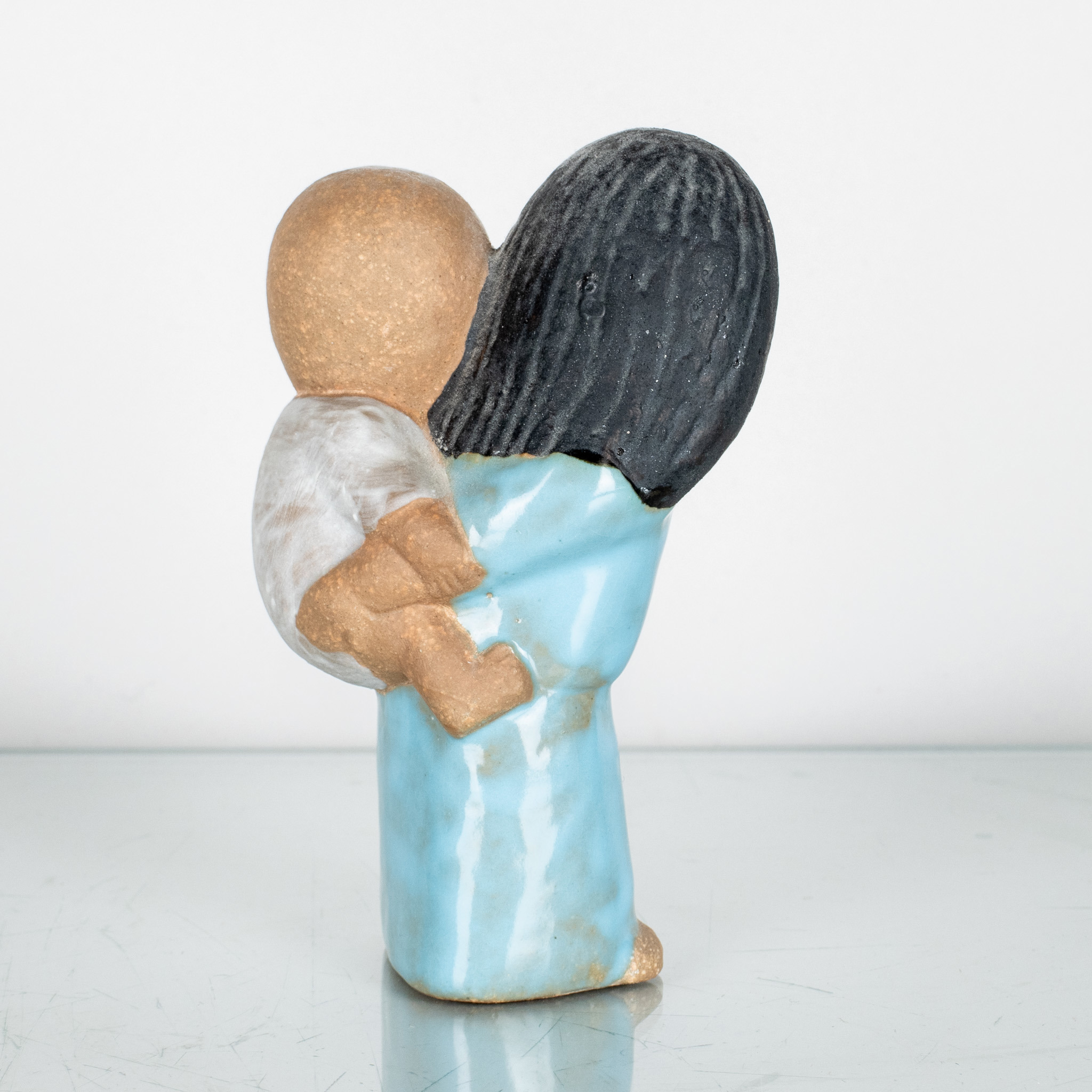 LISA LARSON, figur, stengods, "Öst" ur … | Auktion.se