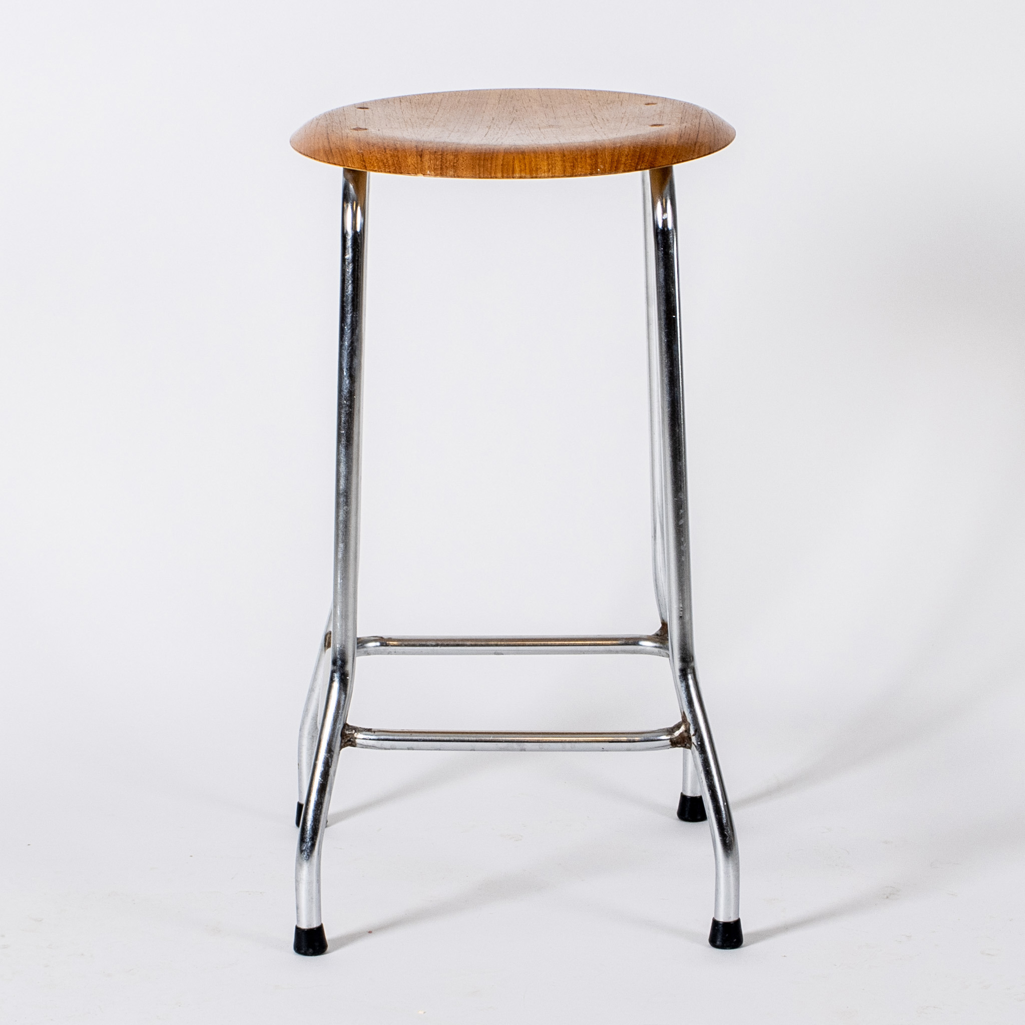 PALL, kromad metall, 1900-talets mitt | Auktion.se