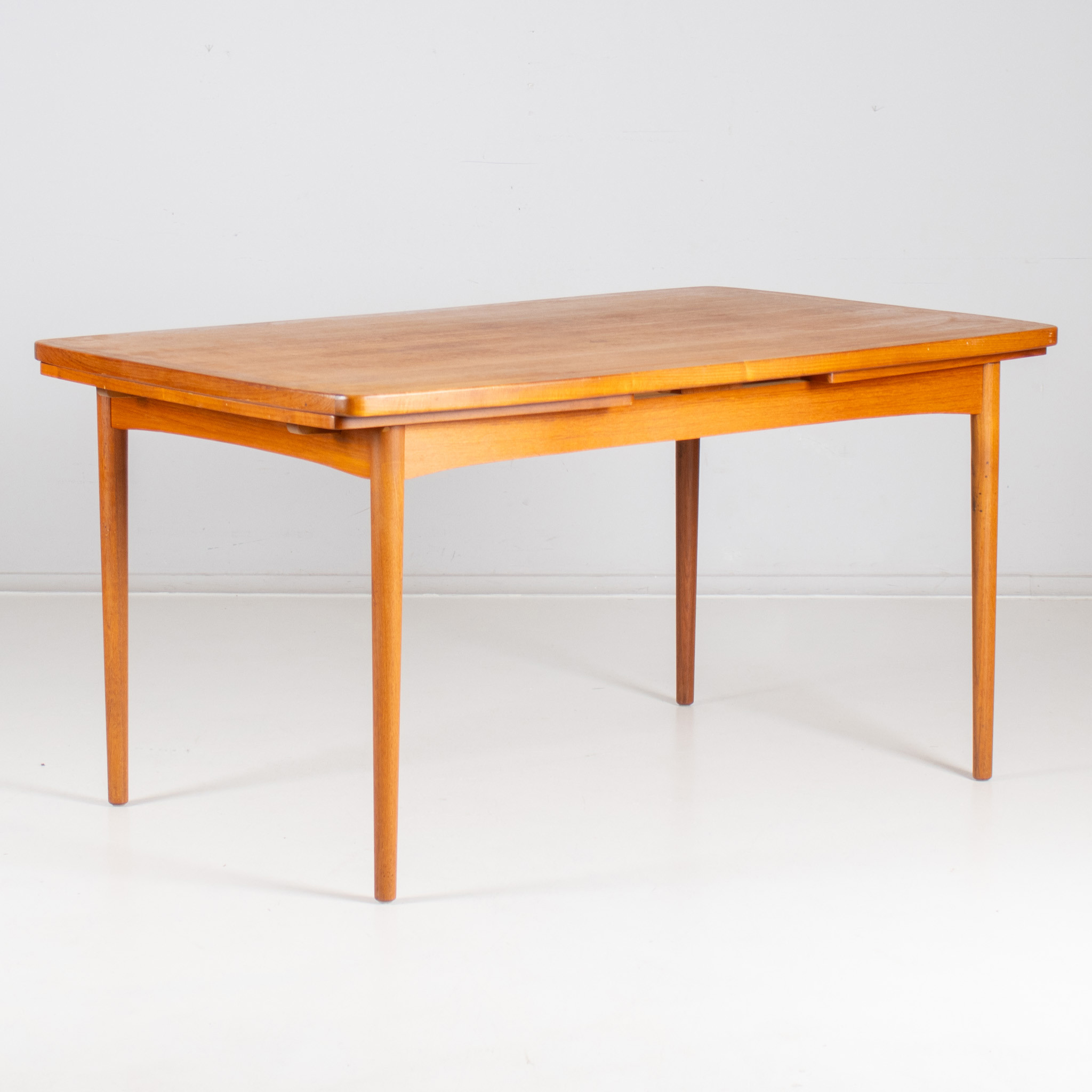 MATBORD, teak, 1950/60-tal | Auktion.se