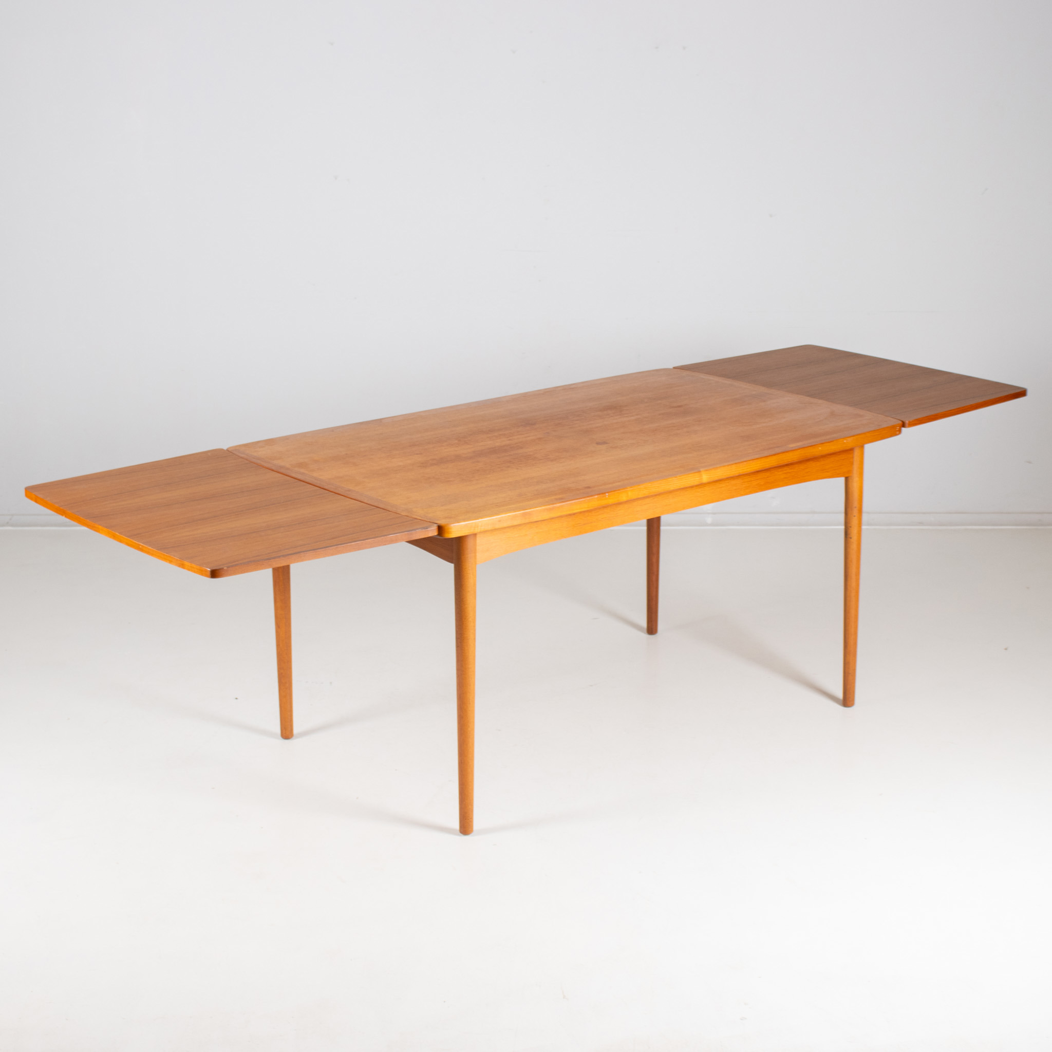 MATBORD, teak, 1950/60-tal | Auktion.se